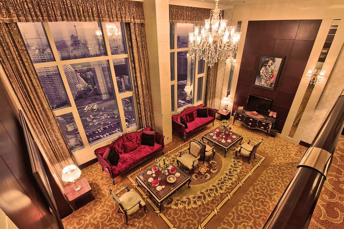 Enjoying Tehran from Parsian Azadi Hotel: Key Moments and Reviews ...